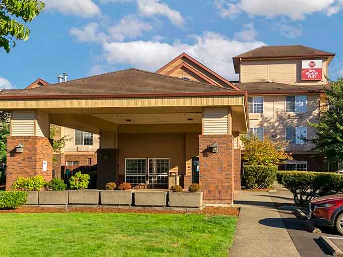 Comfortable lodging that won't cost more per night than some people's monthly rent in this town.