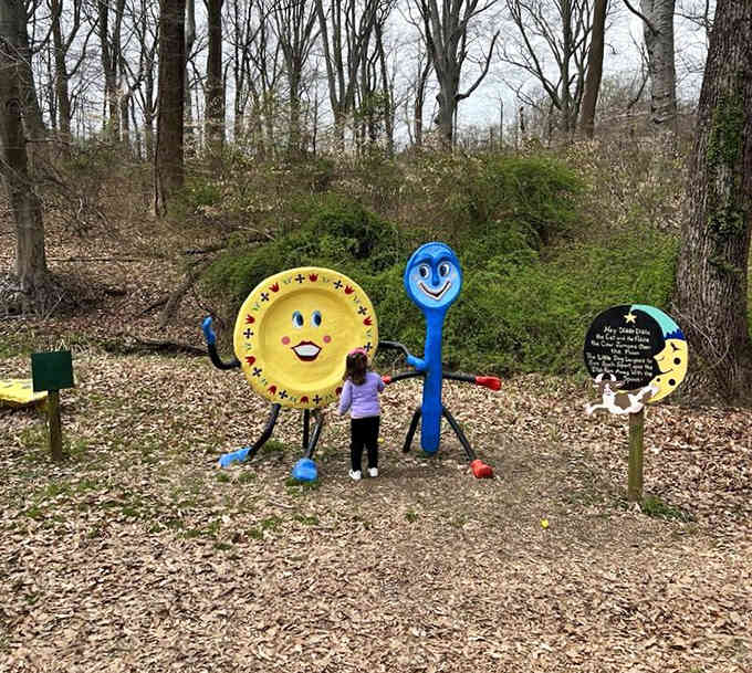 Hey diddle diddle, the dish ran away with the spoon, and apparently they settled down right here in Ellicott City.
