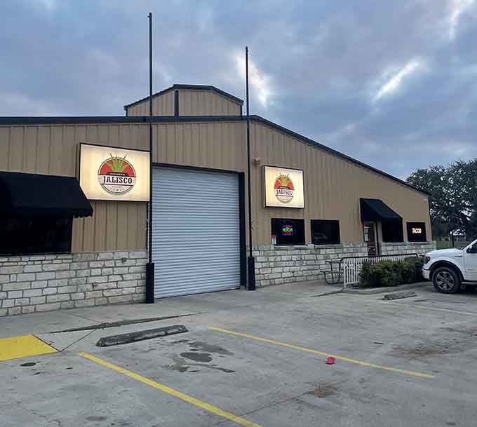 Los Ranchos de Jalisco brings authentic Mexican flavors to town, because good food knows no borders or bureaucracy.