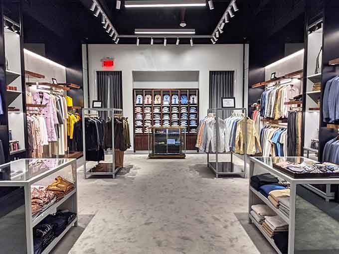 Minimalist design meets maximum style in this boutique where even the concrete floors look intentionally chic and sophisticated.