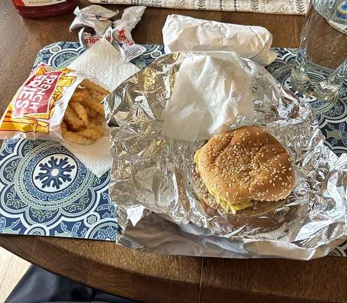 Sometimes you need a classic cheeseburger and fries, and Joey's delivers exactly that without any fuss.