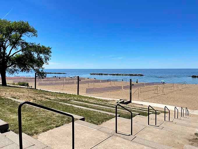 Lakeview Park's beach offers sandy shores and swimming without those ridiculous resort fees or pretentious cabana rentals.