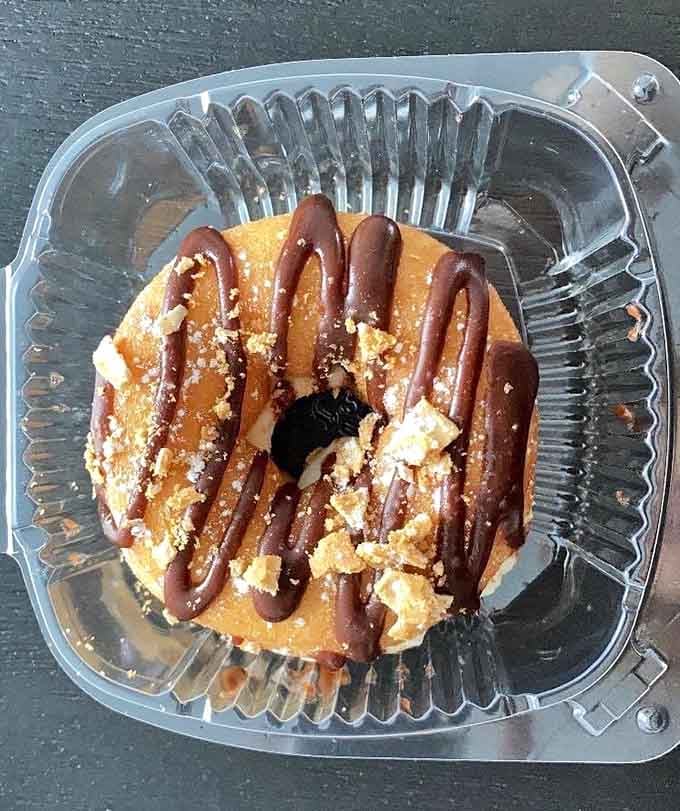 That cannoli-inspired creation brings Italian dessert tradition to donut form, because why should pastries have all the fun?