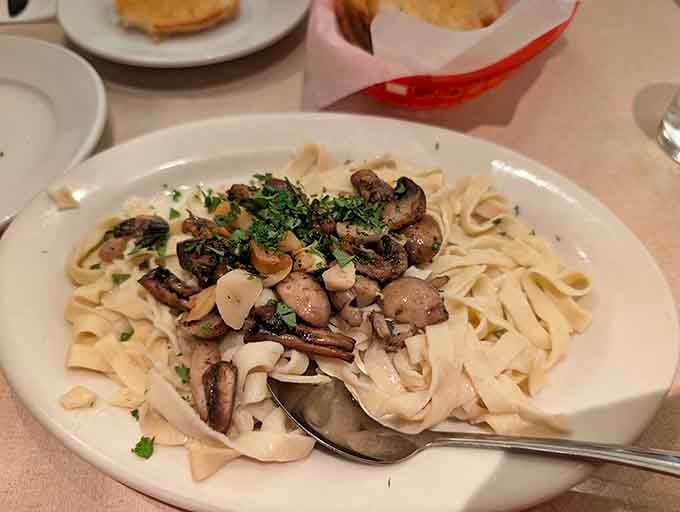 Mushrooms and pasta in creamy harmony, like a duet that actually sounds better than the soloists.