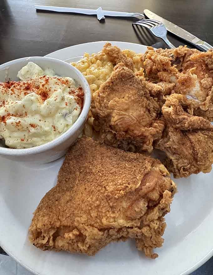 When your fried chicken comes with mac and cheese this creamy, you know someone's grandmother approved this recipe.