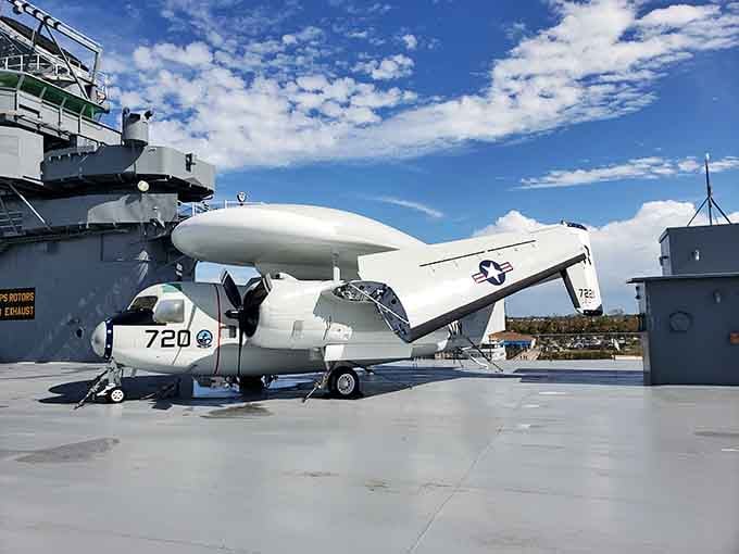 The Grumman E-1B Tracer's distinctive radar dome earned it the nickname "Willie Fudd" among sailors with a sense of humor.