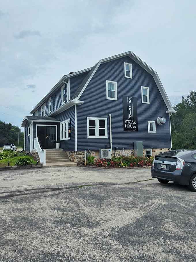 When your steakhouse looks this good from the outside, you know the kitchen takes things seriously too.