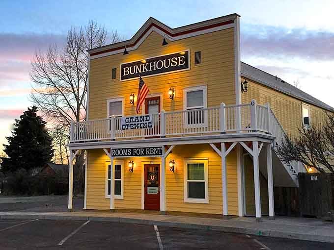 The Sisters Bunkhouse: where "rooms for rent" sounds infinitely more charming than any corporate hotel chain ever could.