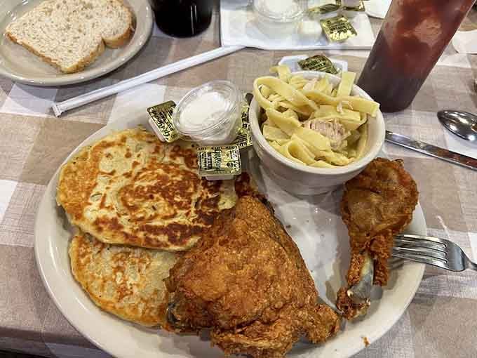 Fried chicken, potato pancakes, and buttered noodles prove that Pennsylvania Dutch cooking translates beautifully to the Sunshine State.
