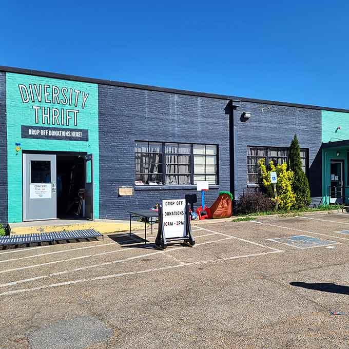 That eye-catching turquoise and gray exterior practically shouts "come find something unique" to everyone driving past this Richmond gem.