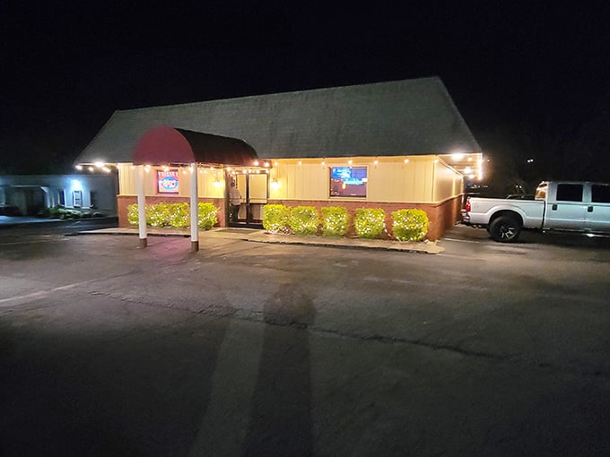 When the sun sets and those lights glow warm, you know something delicious is waiting inside for you.