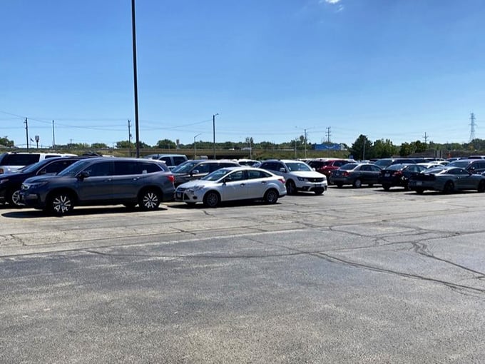 When the parking lot looks like this, you know you've found where Wisconsin comes to hunt treasures.