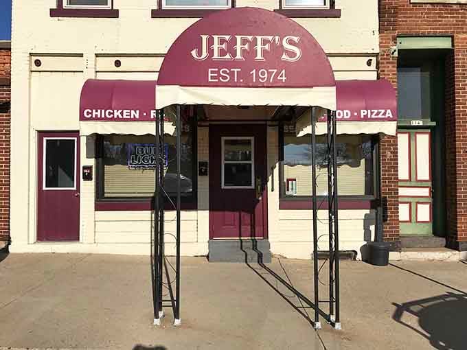 Jeff's has been feeding folks since 1974, which means they've perfected their recipes while you were growing up.