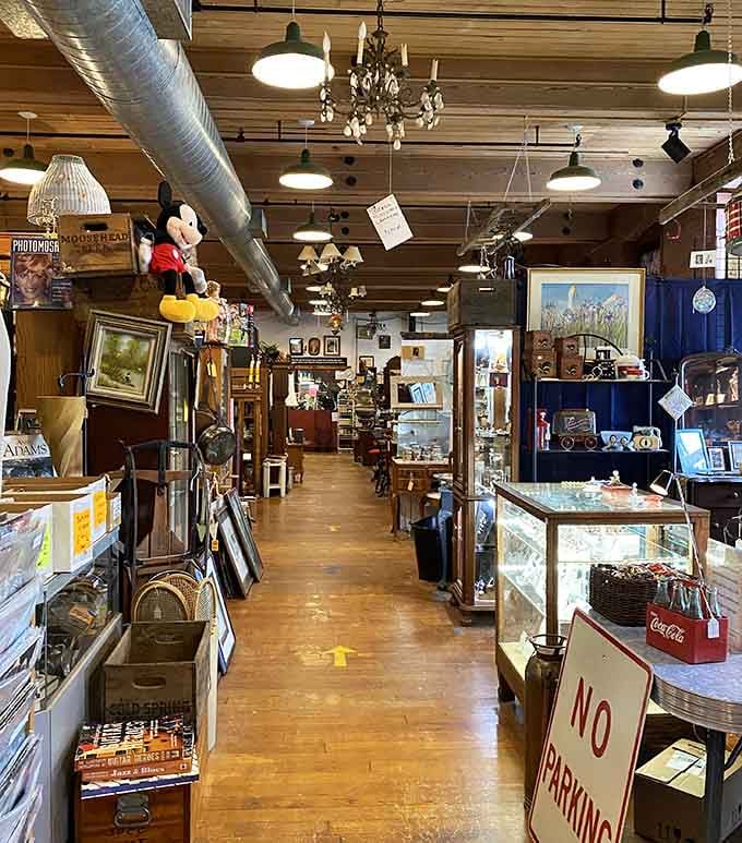This maze of treasures makes you feel like Indiana Jones, except instead of ancient artifacts you're hunting for the perfect vintage find.
