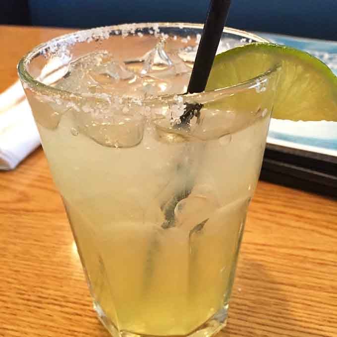 A perfectly salted margarita that pairs beautifully with diner food, because the Diamond knows how to keep things interesting and refreshing.