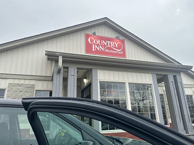 Country Inn Restaurant serves up comfort food in comfortable surroundings, no pretension required or even allowed here.