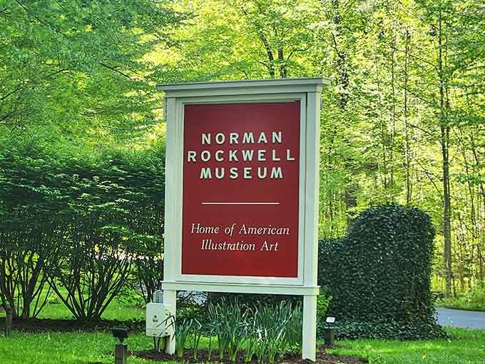 You've arrived at the home of American illustration art, where nostalgia and artistic excellence live together.