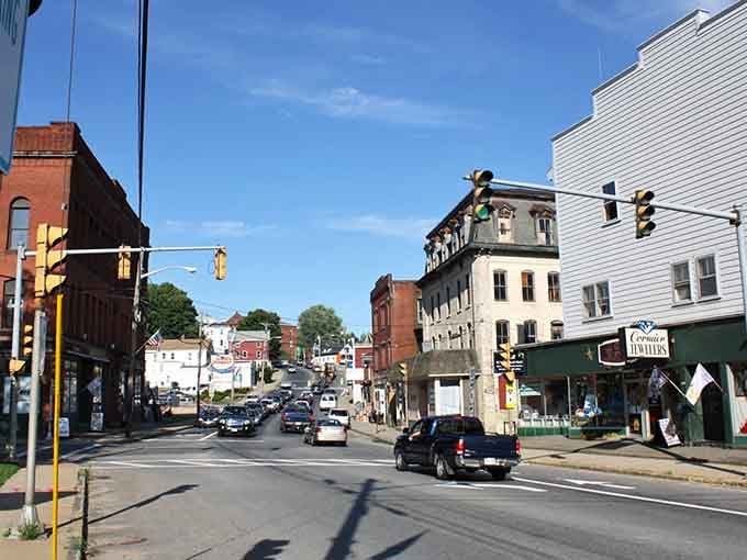 Hills roll into the distance as traffic moves at a pace that would make city folks wonderfully nervous.