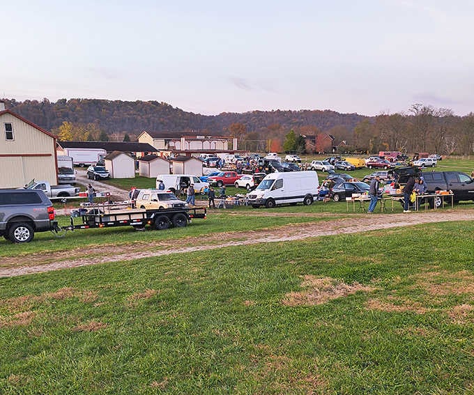 As dusk settles over the rolling hills, vendors and shoppers gather for one last round of deal-making magic.