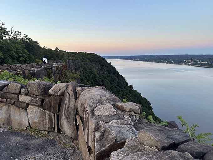 The Palisades cliffs drop away dramatically, reminding you that Mother Nature doesn't do anything halfway.