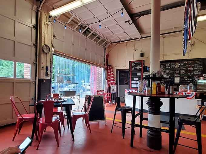 Those red metal chairs pop against the industrial space like exclamation points declaring "sit here and stay awhile!"