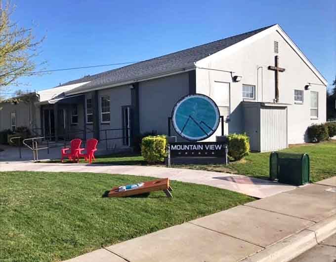 Mountain View Church offers small-town fellowship where everyone knows your name and your business, mostly.