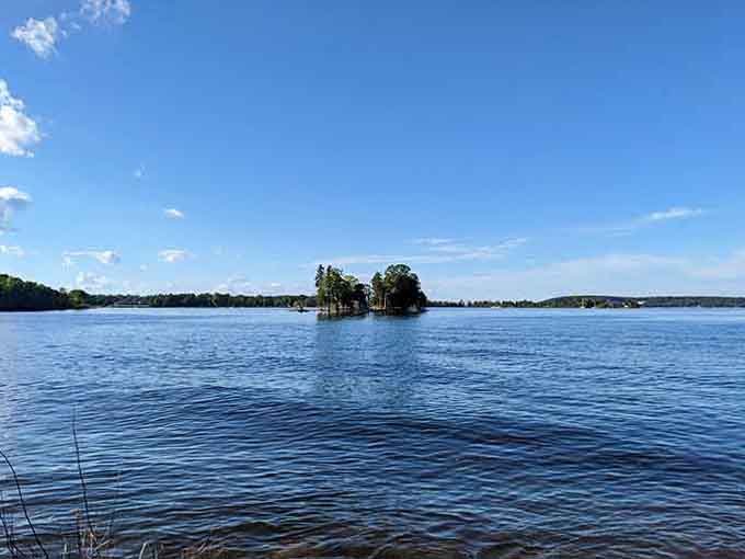 That tiny island looks like it's auditioning for a role in a fantasy movie.