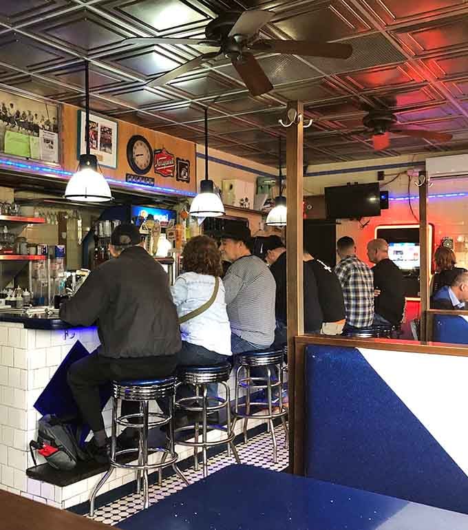 The counter crowd at South Street represents every walk of life, united by their excellent taste in late-night dining destinations.