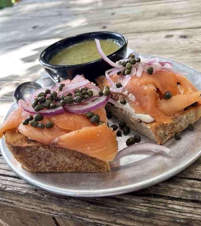 Smoked salmon with capers and red onion on toast proves that brunch sophistication doesn't require a tuxedo.