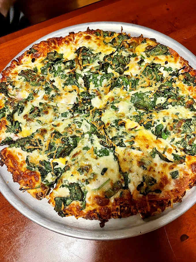Fresh spinach and melted cheese combine into something that looks like edible art on your plate, absolutely gorgeous.