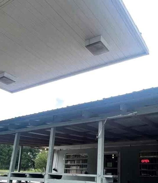 Pull Over Immediately When You See This Alabama Diner Because The Breakfast Is Legendary