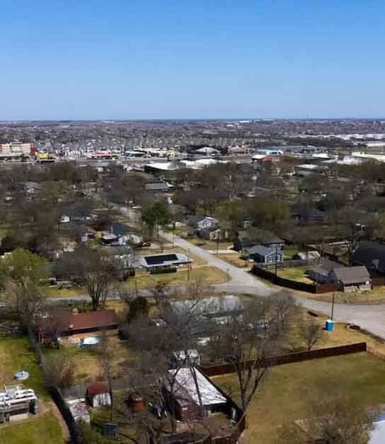You Could Spend Weekend Antiquing In This Adorable Small Town In Texas