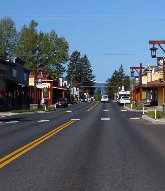 attractions tiny oregon town ftr