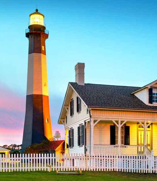 beautiful enchanting georgia lighthouses ftr