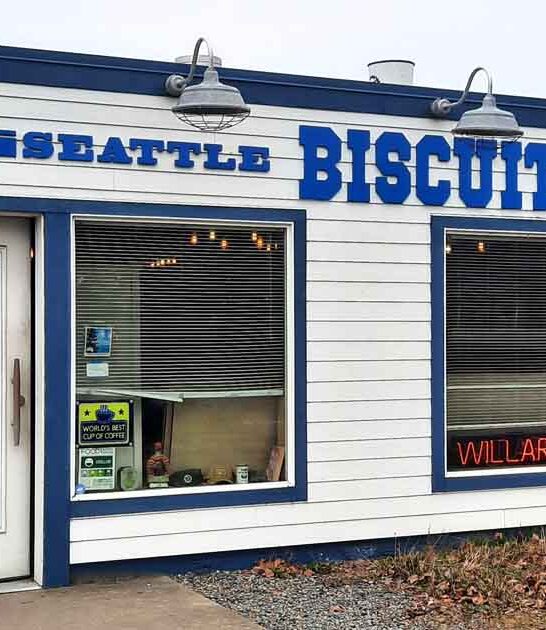 biscuits gravy washington restaurant ftr