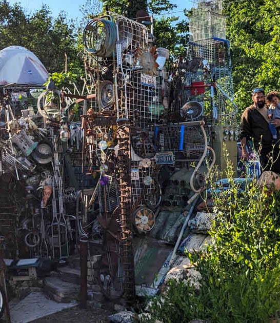 bizarre handmade texas landmark ftr