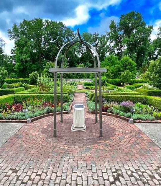 botanical enchanting garden michigan ftr