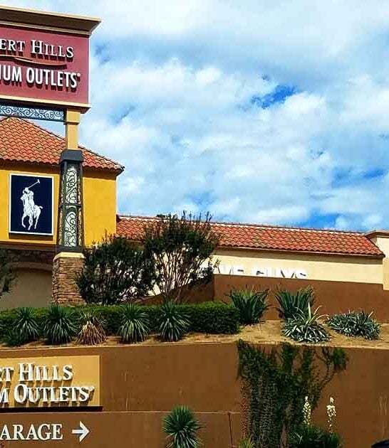 This California Outlet Mall Has Bargains So Good, You’ll Want To Drive For Hours To Get There