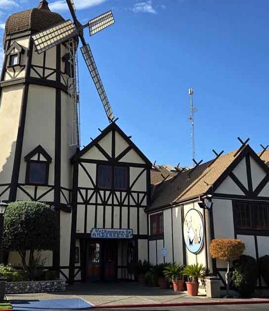 california memorabilia filled restaurant ftr