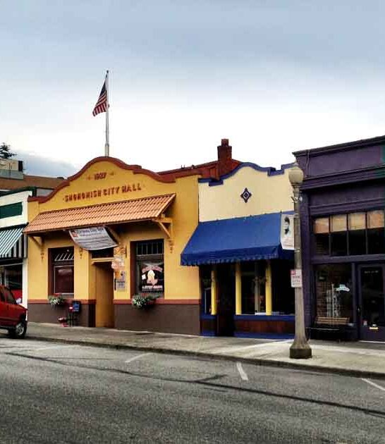 This Charming Washington Small Town Is An Antique Lover&rsquo;s Dream Come True