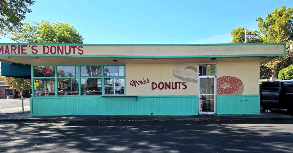 These 8 Charming Donut Shops In California Have Been Serving Perfection ...