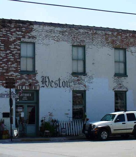 charming missouri antique town ftr