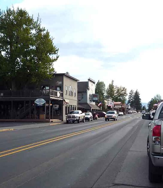 charming oregon towns worries ftr