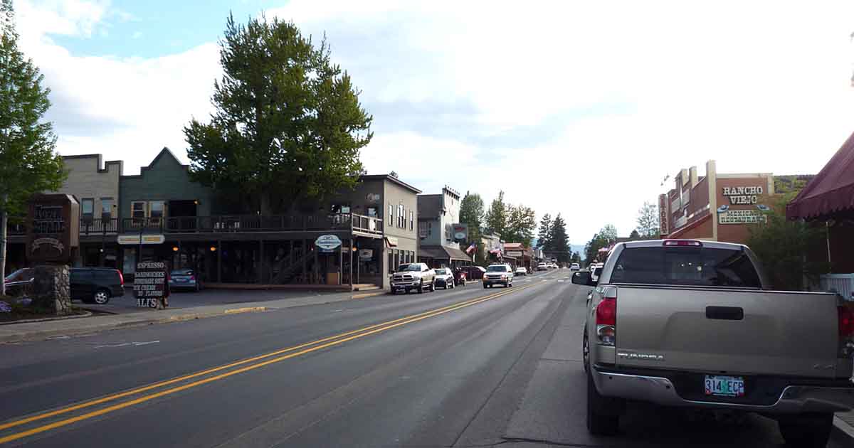 These 10 Charming Oregon Towns Will Make All Your Worries Disappear