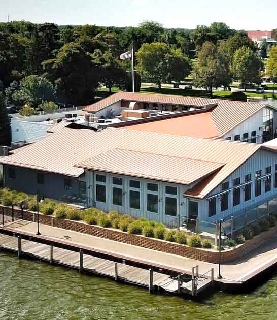 charming waterfront restaurant michigan ftr