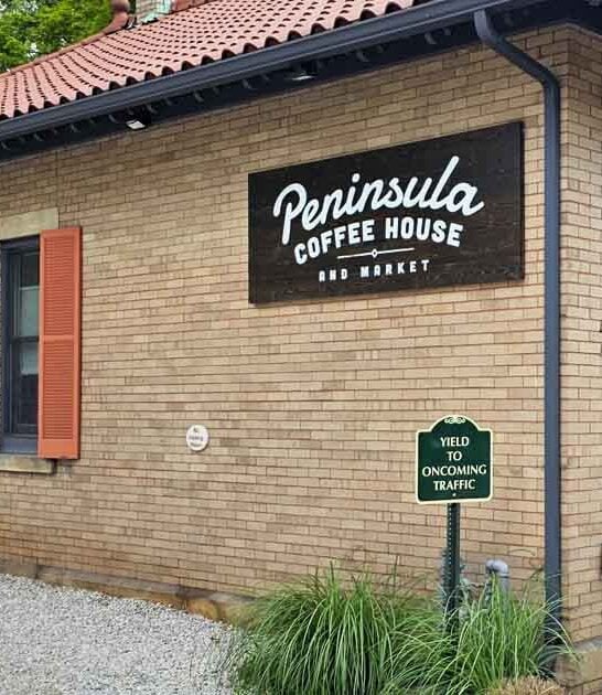 coffee shop patio ohio ftr