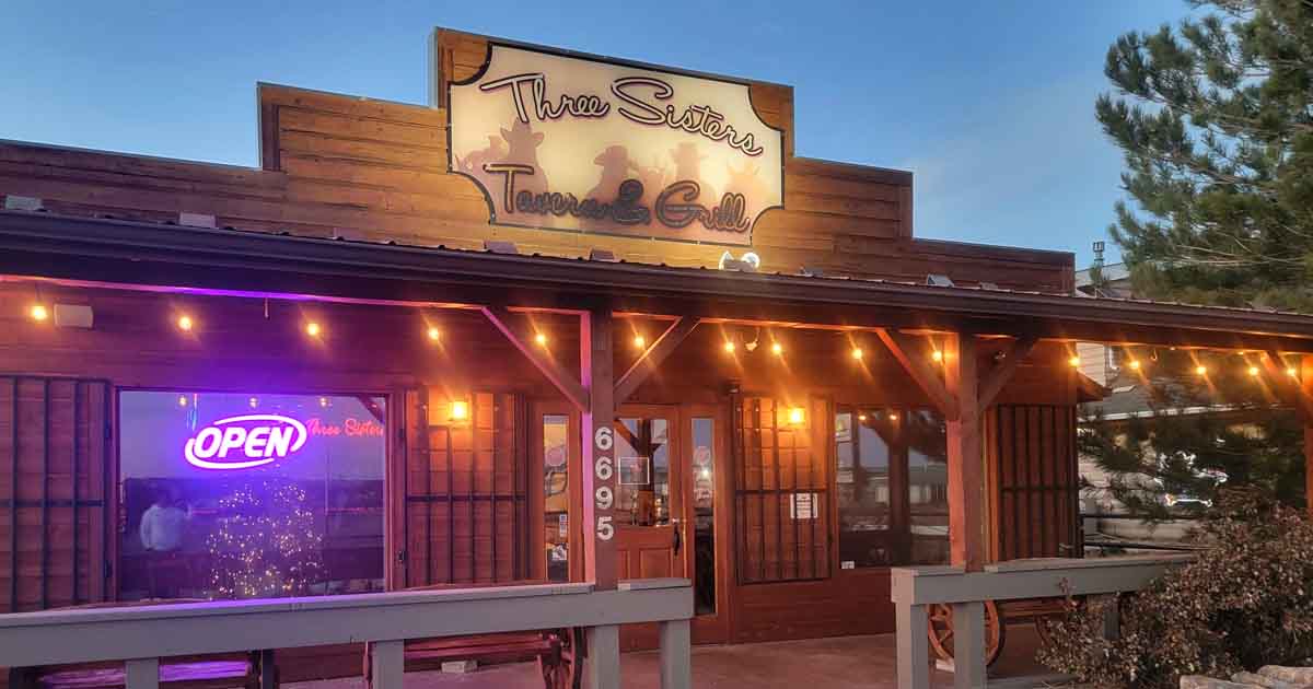You'll Have The Time Of Your Life At This Western-Themed Restaurant In ...