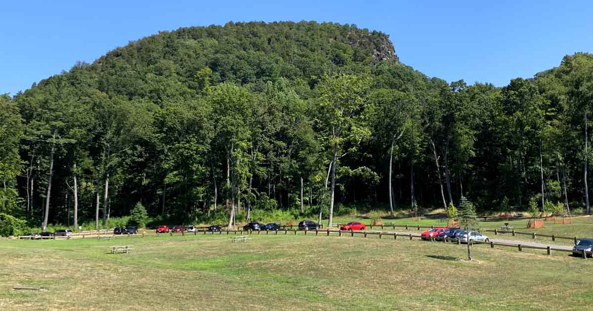 These 9 Natural Wonders In Connecticut Are So Surreal, You'll Think You ...
