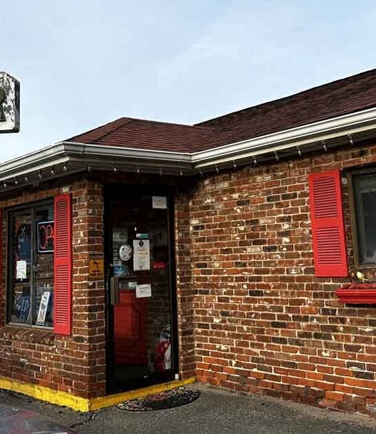 connecticut quirky little restaurant ftr