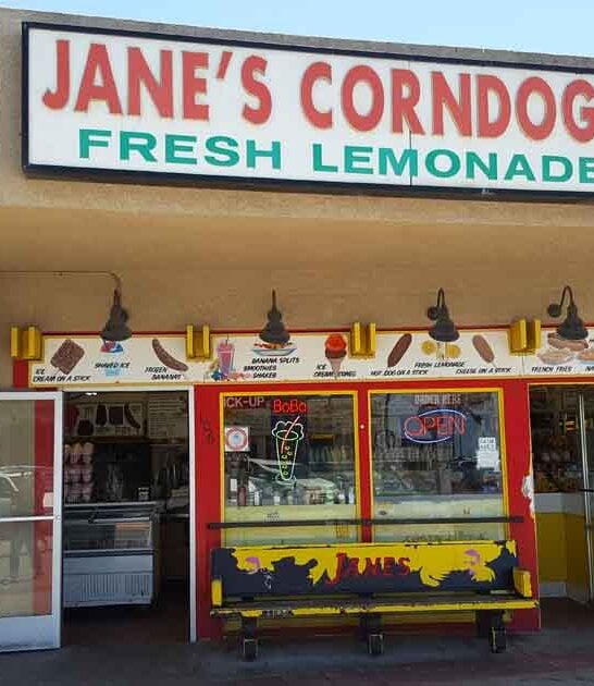 You’ll Feel Like You’re At The County Fair When You Step Inside This Unique California Restaurant